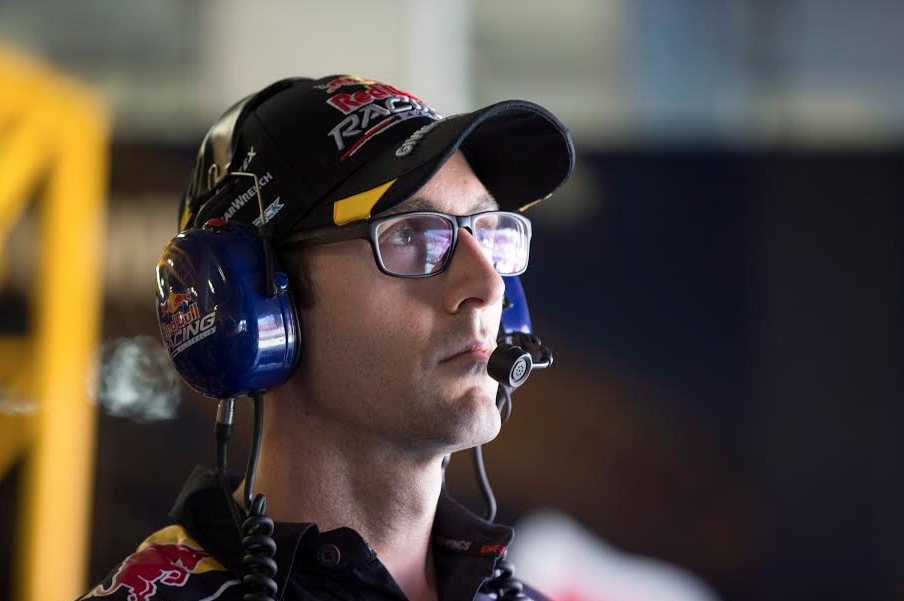 Jeromy Moore's Instagram, Twitter & Facebook on IDCrawl