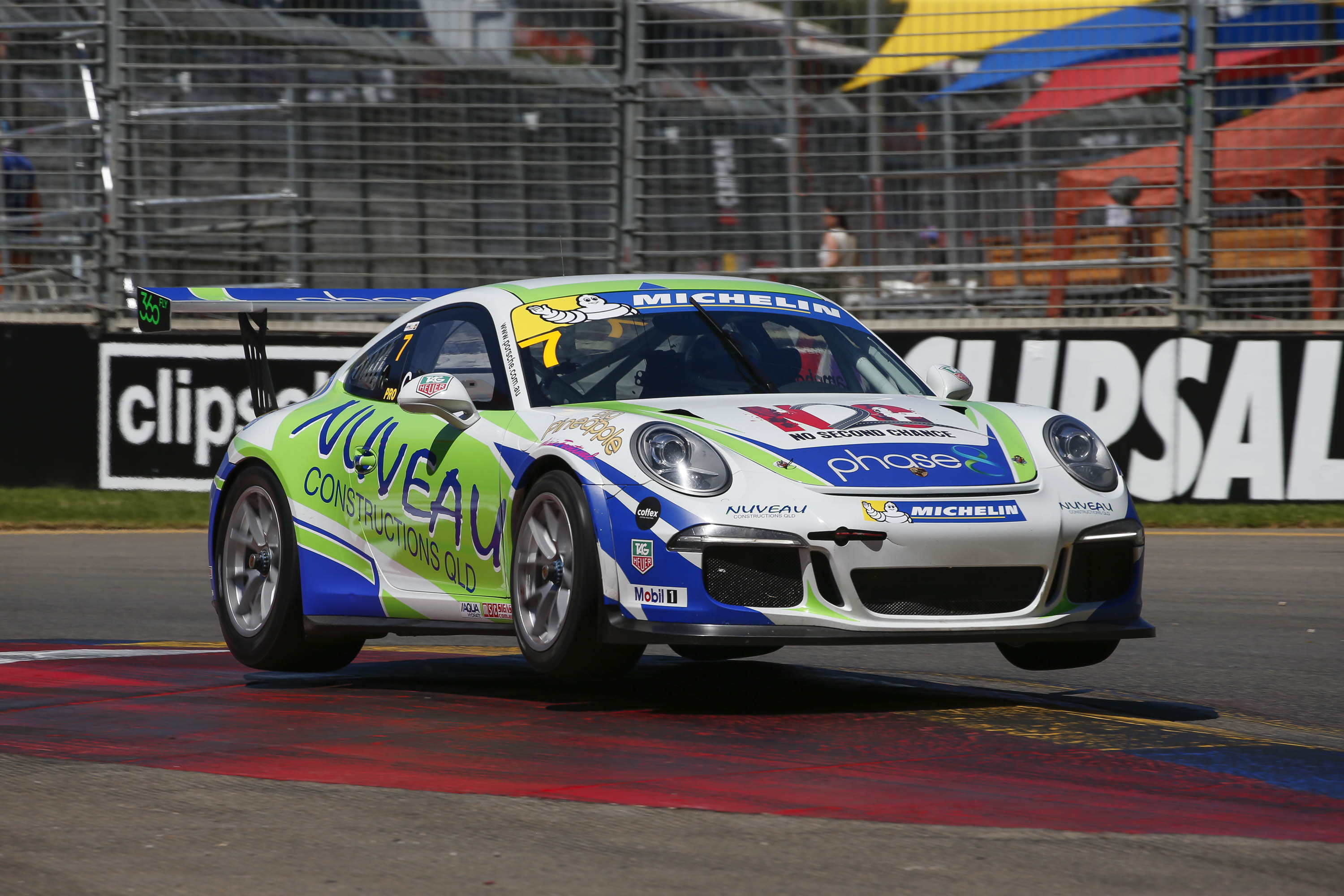 Campbell wins Carrera Cup Race 1 - Speedcafe.com