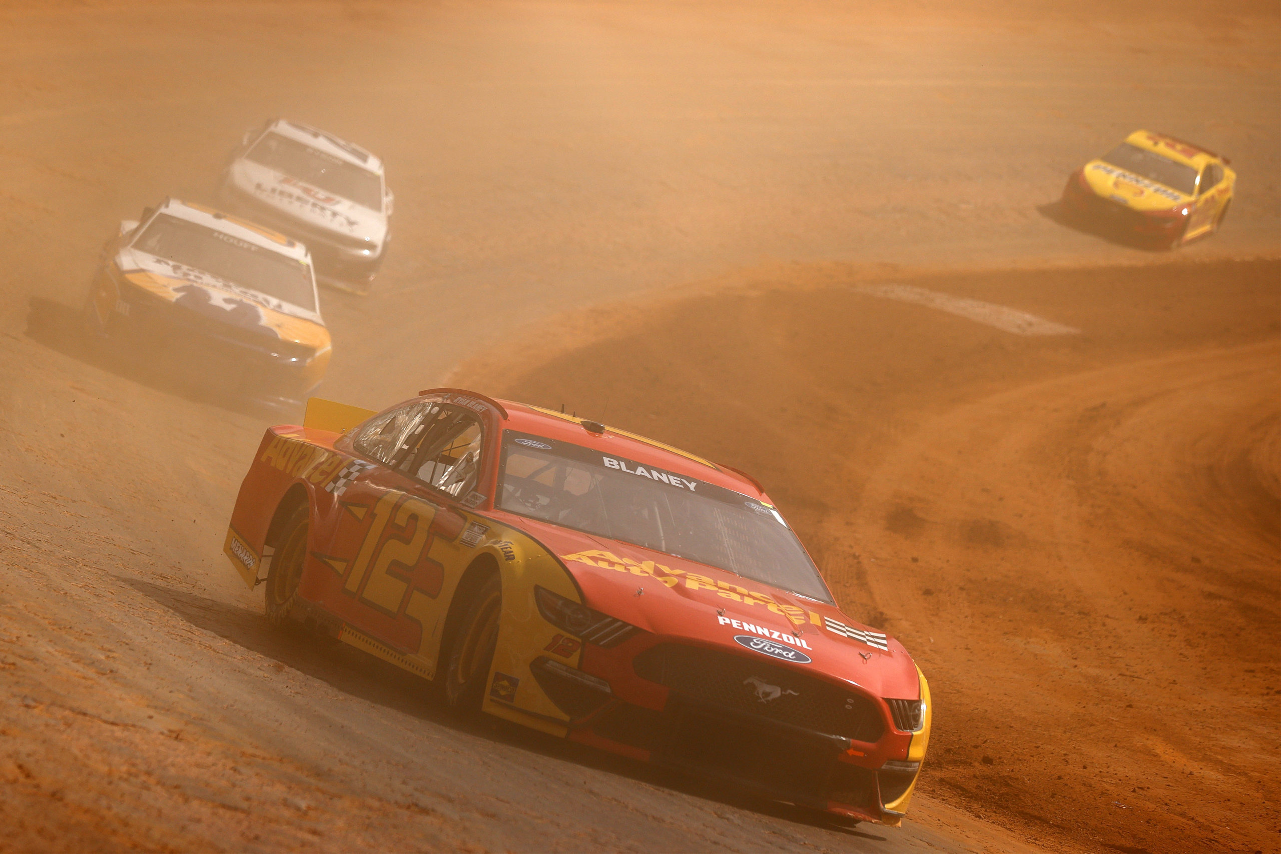 GALLERY: NASCAR on the dirt at Bristol - Speedcafe